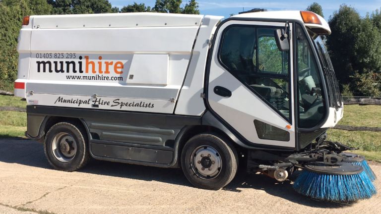 Hire a Road Sweeper – Self Drive Road Sweeper Hire | Muni Hire